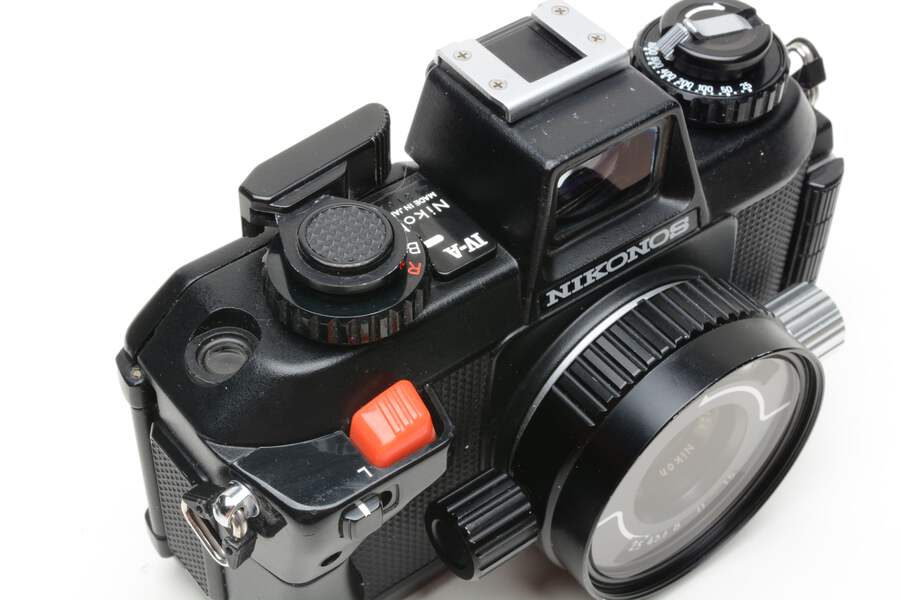 Nikon Nikonos IV-A w/35mm f2.5 lens, very clean, tested + Nikon Nikonos IV-A w/35mm f2.5 lens, very clean, tested +